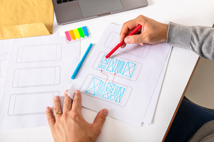 Qué es el diseño UI y UX: diferencias, ejemplos y cómo integrarlos
